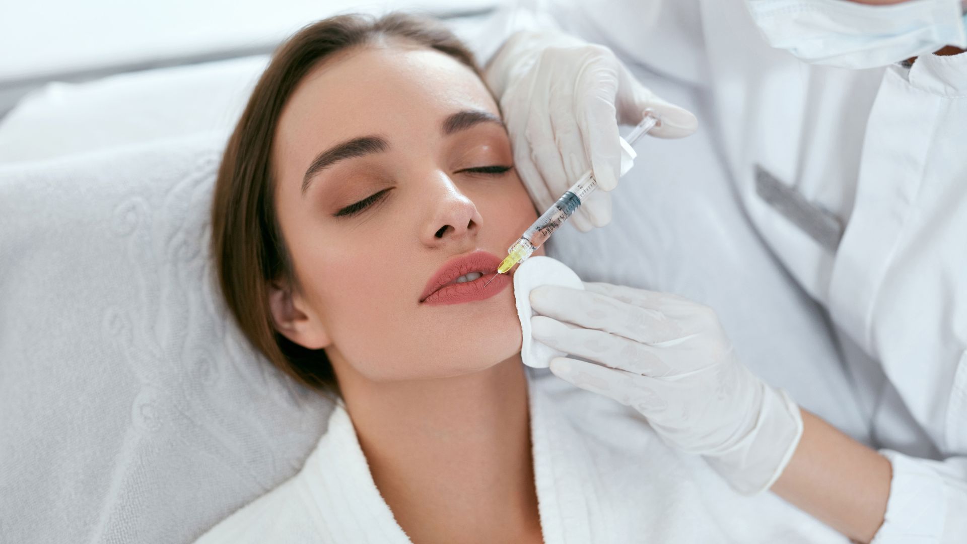 Botox für die Lippen - Lippen mit Botox aufspritzen